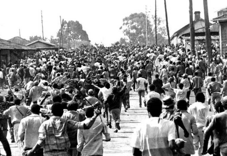 Public Demonstrations – AwaaZ Magazine